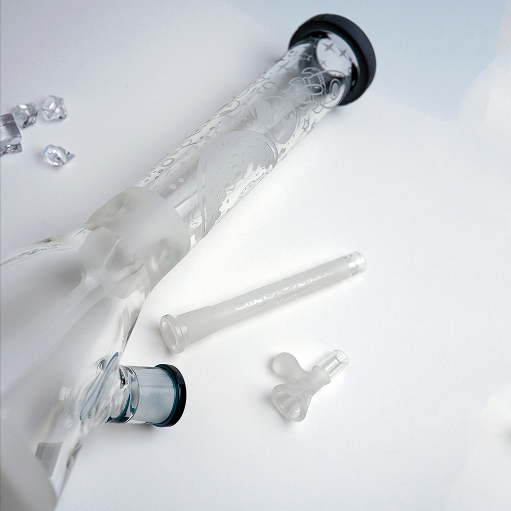 Beaker Big Rocket Ship Bong | LOOKAH