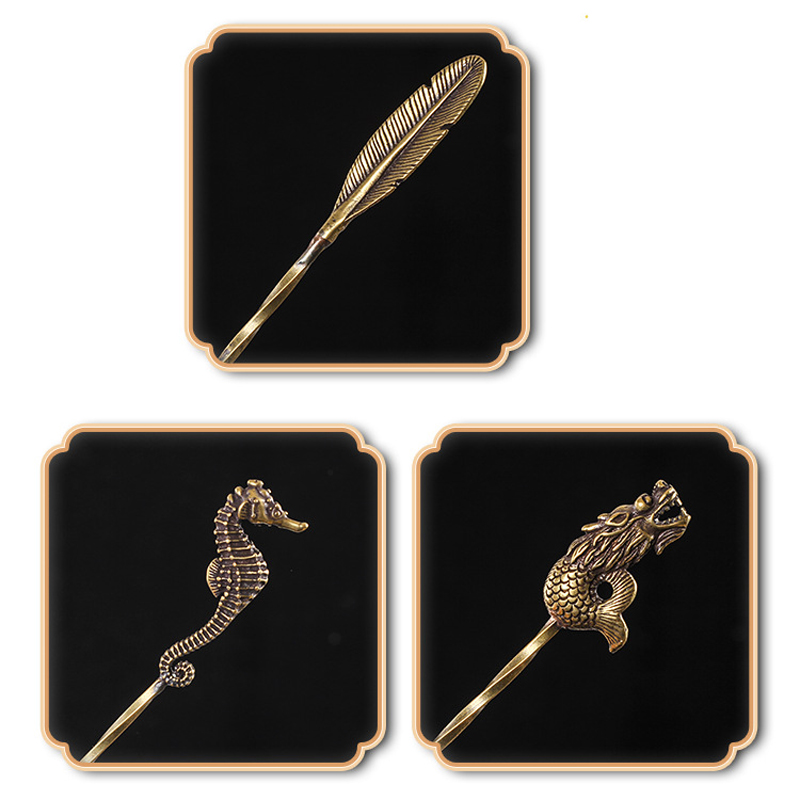 Retro Brass Cigar Pin